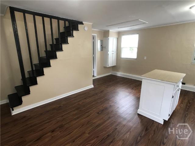 1122 E 37th Street # 1/2