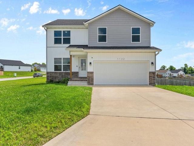 1122 E Lakota St, Nixa, MO 65714