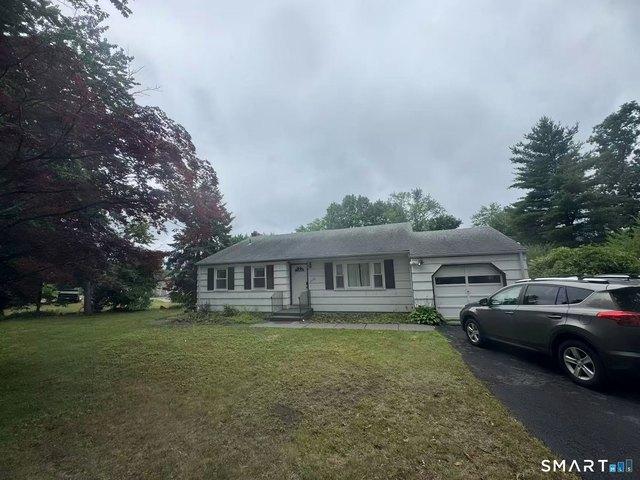 1122 Fienemann Rd, Farmington, CT 06032