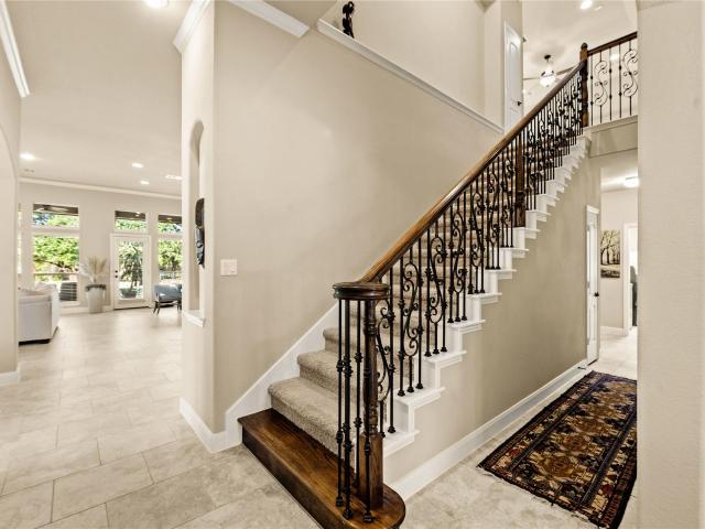 1122 Flint Rock Loop