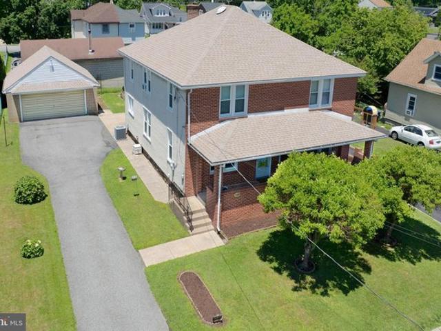 1122 Galbraith Ave, Upper Chichester, PA 19061