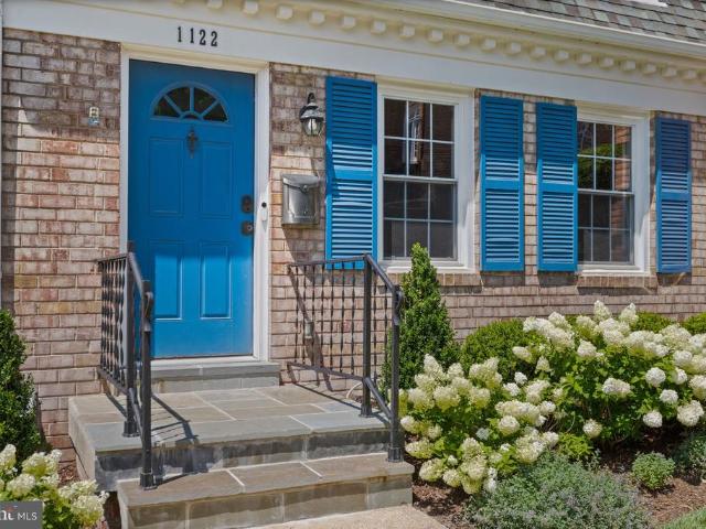 1122 Kensington Road