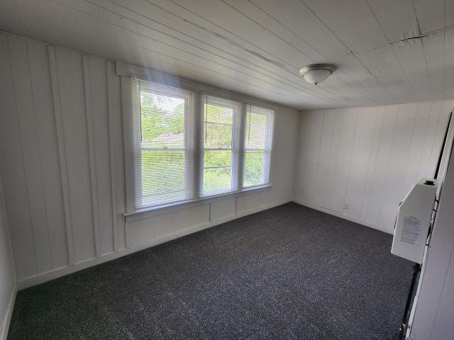 1122 Larchmont Ave 2 Bedroom Apartment for Rent at 1122 Larchmont Ave, Louisville, KY 40215 Taylor Berry