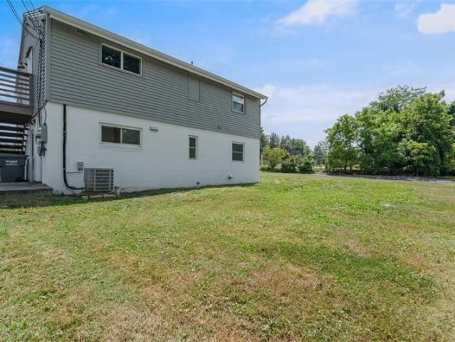 1122 Pittsburgh Rd B