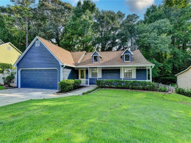 1122 Realm Lane