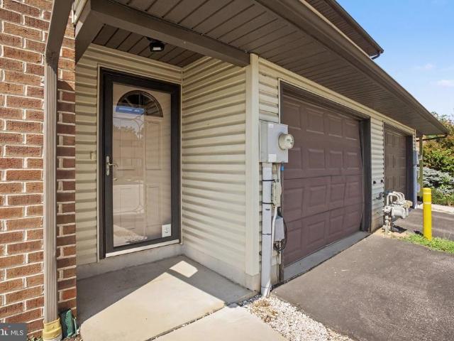 1122 Roosevelt Court