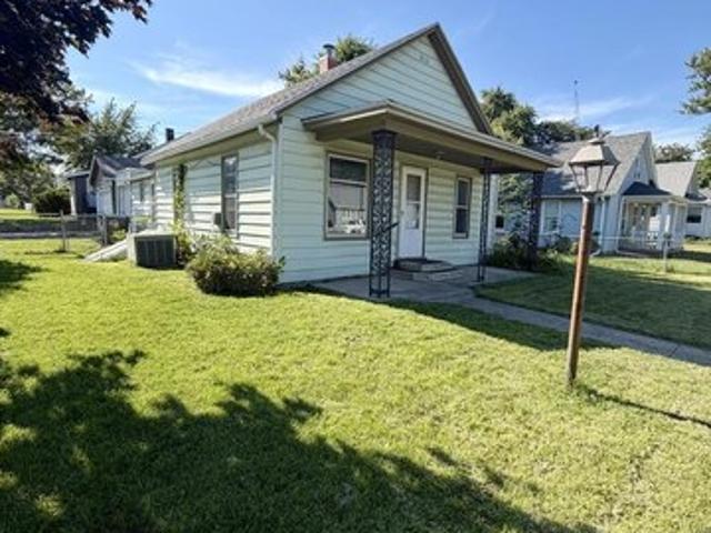 1122 S 25th St, Fort Dodge, IA 50501