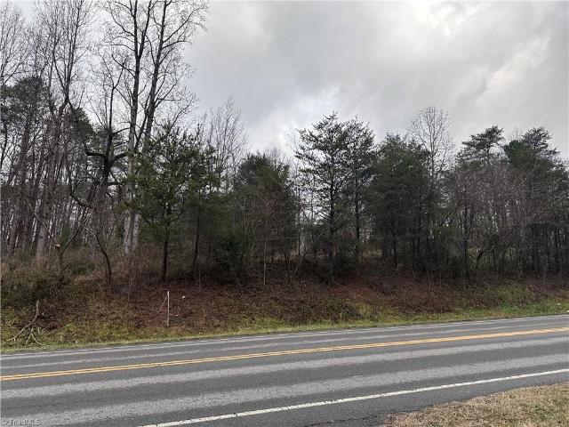 1122 S State St, Yadkinville, NC 27055 | MLS #1165 | Compass