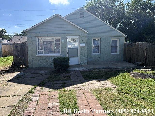 1122 S Xanthus Pl, Tulsa, OK 74104