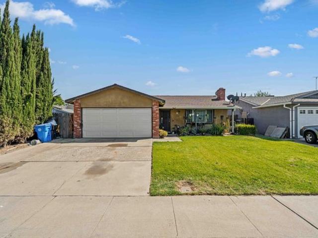 1122 Sapphire Way, Manteca, CA 95336