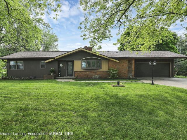 1122 Schavey Road