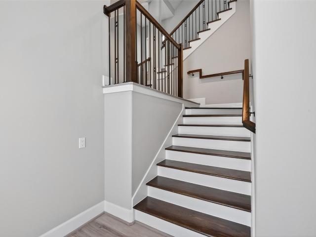 1122 W 16th Street D