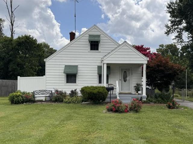 1122 W Indian Trl, Louisville, KY 40213