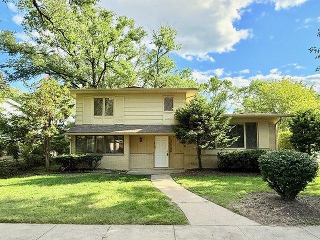 1122 W Iowa St, Glenwood, IL 60425