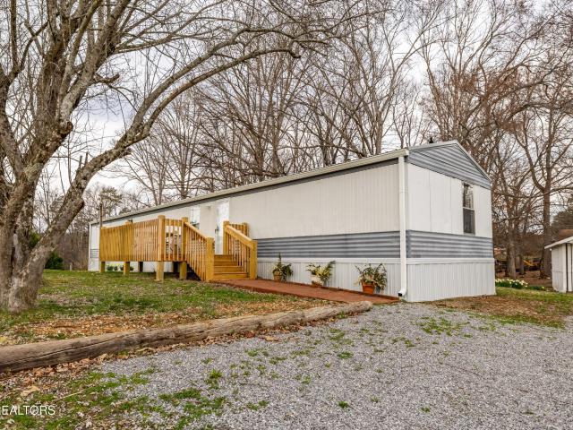 1122 Wooddale Church Rd