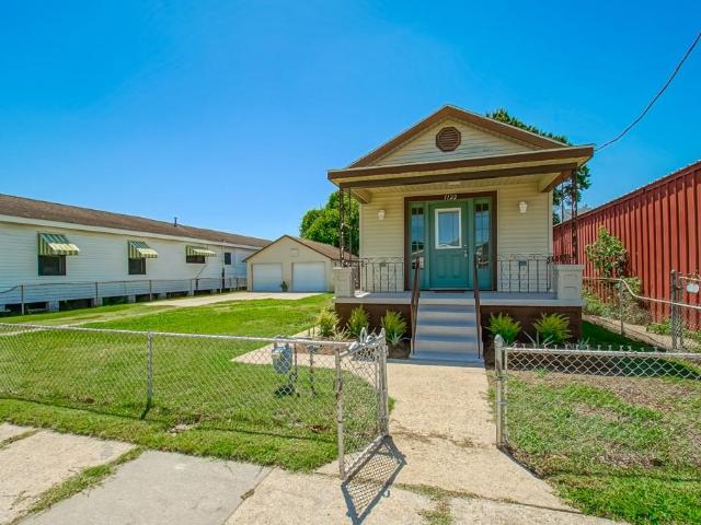 1122 10Th Street