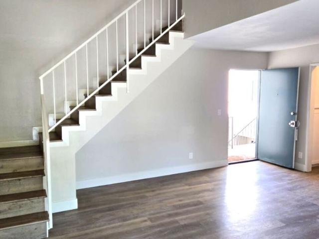 11230 Camarillo Street 201