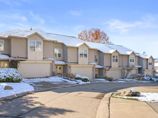11231 Fonthill Dr, Indianapolis, IN 46236 | MLS #22070 | Compass