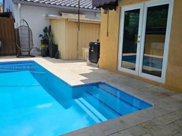 11232 159th Pl SW, Miami, FL 33196