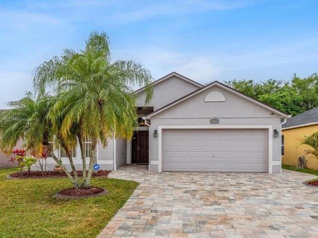 11232 Dacre Ln, Orlando, FL 32824