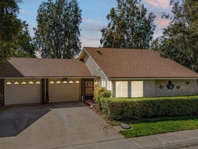 11237 Village 11, Camarillo, CA 93012