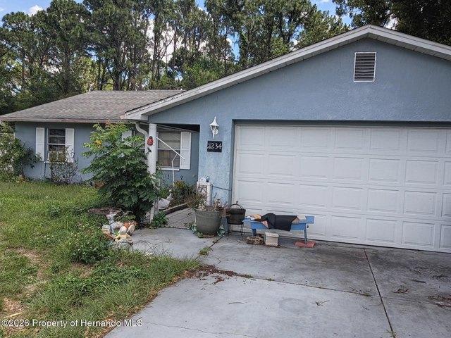 11234 Elgin Blvd, Spring Hill, FL 34608