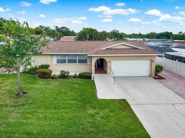11235 Apache Pl, Largo, FL 33774