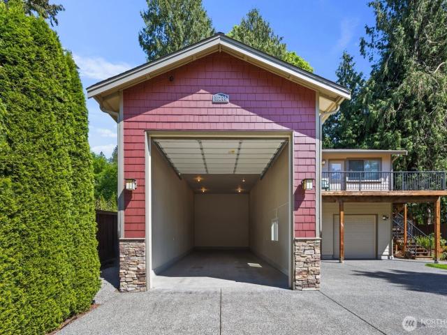 11236 th Ave Ne