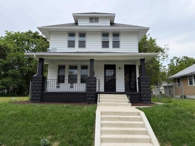 1123 Miner St, South Bend, IN 46617