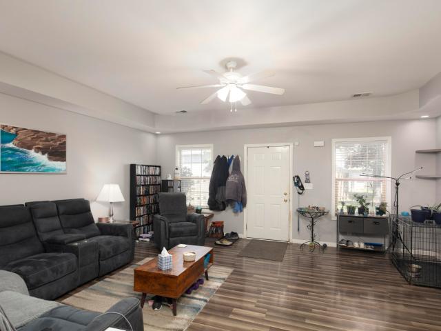 1123 Oatlands Park