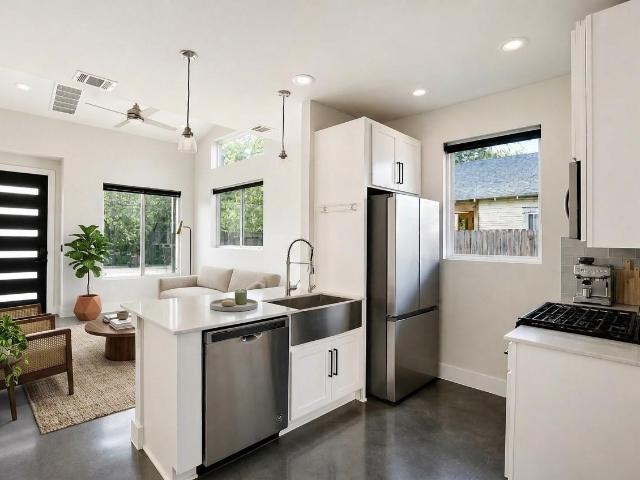 1123 Omega Ave # 1