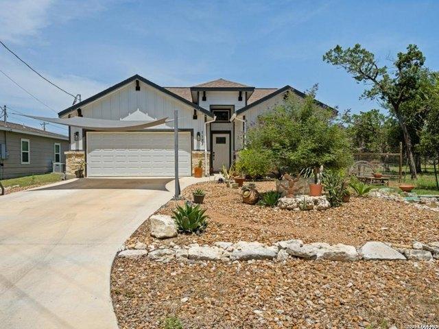 1123 Bob White Dr, Spring Branch, TX 78070