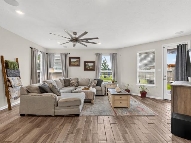 1123 Clonmore Court