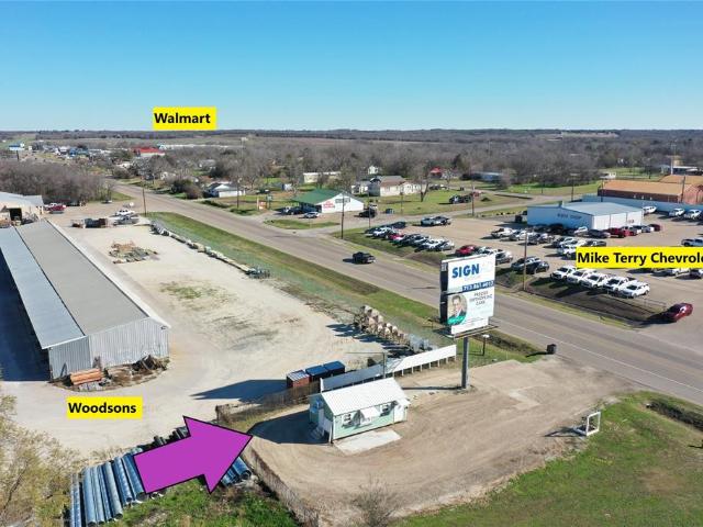1123 E Milam St, Mexia, TX 76667 | MLS #21163 | Compass