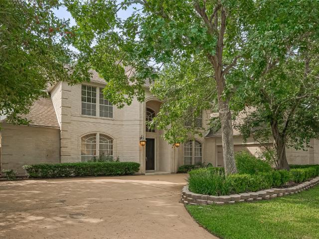 1123 Horseshoe Drive