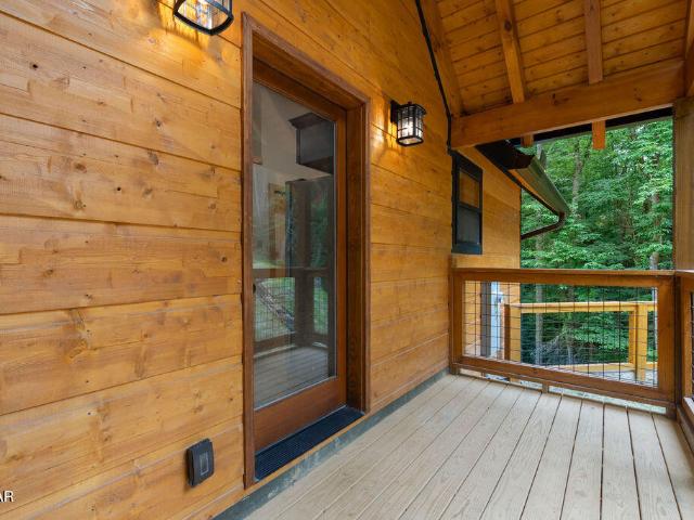 1123 Raintree Road