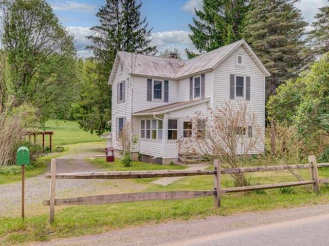 1123 River Rd, Fort Plain, NY 13339