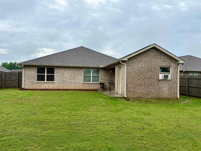 1123 SW Colonial Dr