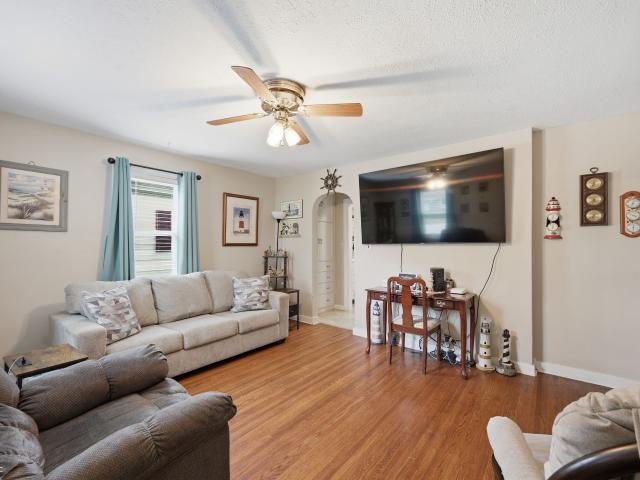 1123 S 22nd Street