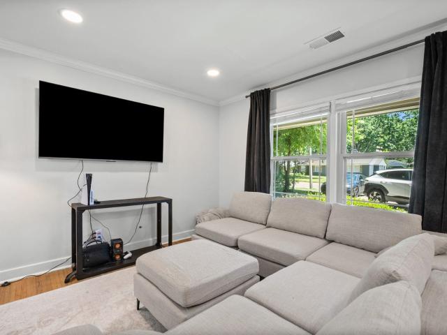 1123 s perkins rd