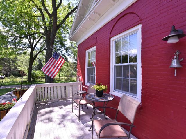 1123 S Utica Rd