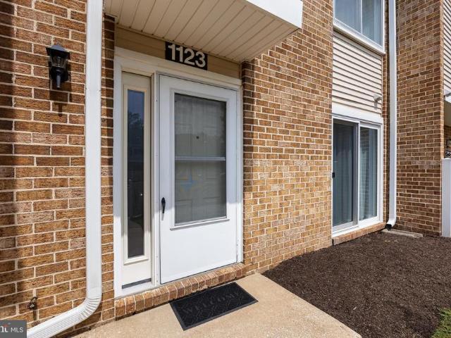 1123 Thackary Court