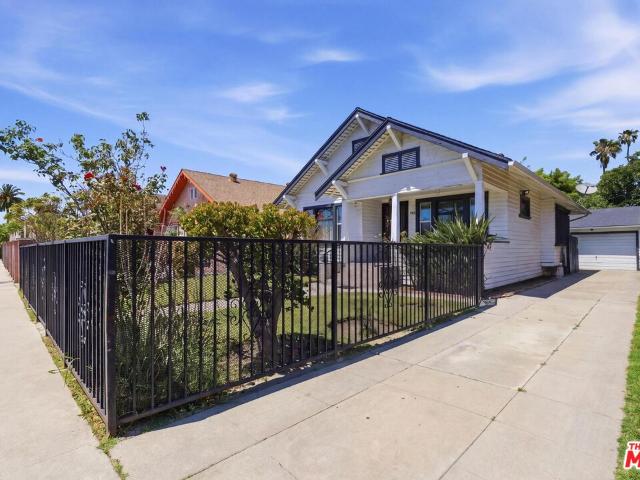 1123 W 52nd St, Los Angeles, CA 90037 | MLS #26774 | Compass
