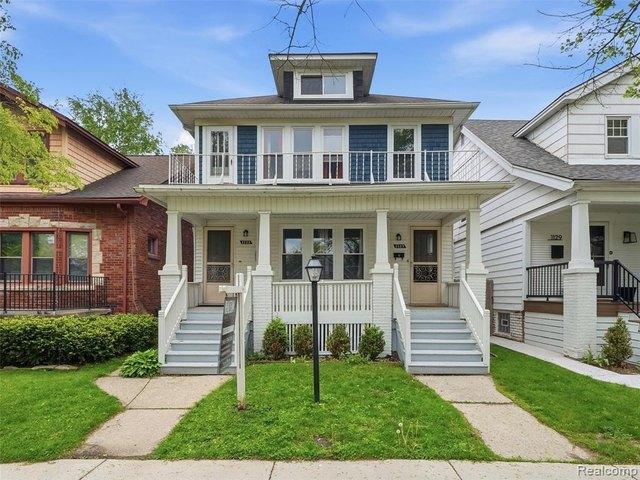 1123 Wayburn St, Grosse Pointe Park, MI 48230