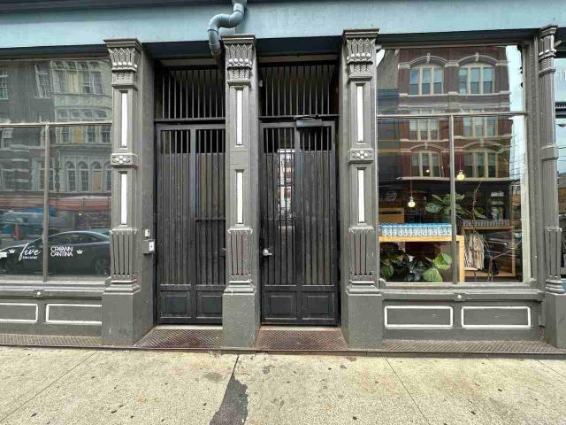 1123 1125 Walnut St 2 Bedroom Apartment for Rent at 1123 Walnut St, Cincinnati, OH 45202 Over The Rhine