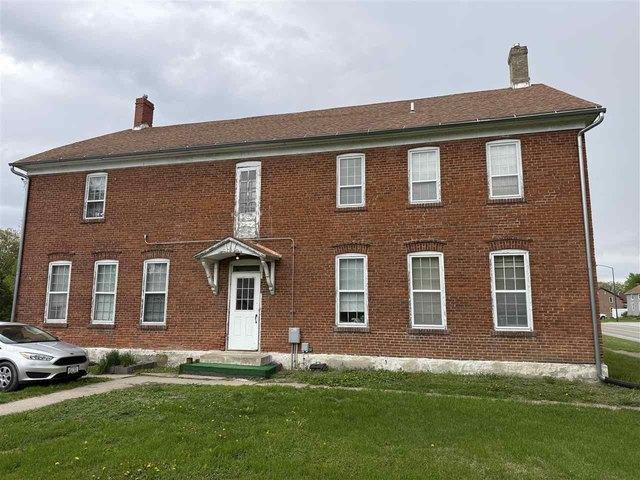 1123 26th Ave, Middle Amana, IA 52307