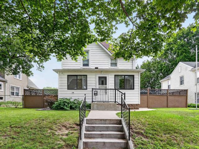 1123 8th Street