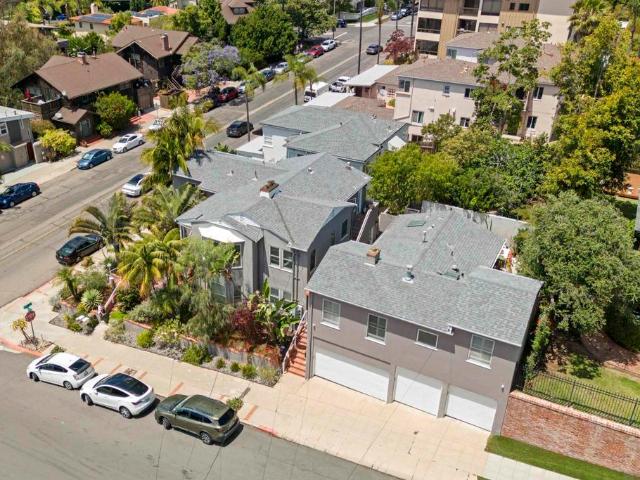 112 120 E Redwood Street