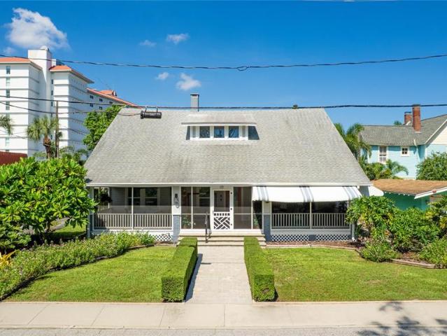 112 16th St W, Bradenton, FL 34205 | Compass