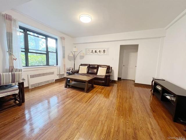 112 1 th Avenue, Unit F | Compass